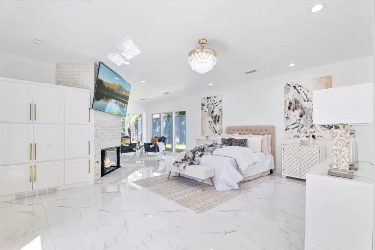 Exquisite Luxury Retreat at 5407 Westgrove Drive, Dallas | Remodeled ...